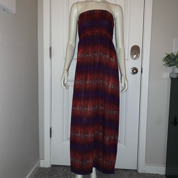 Fire Los Angeles | Dresses | Fire Los Angeles Maxi Dress W 2 Side Slits ...